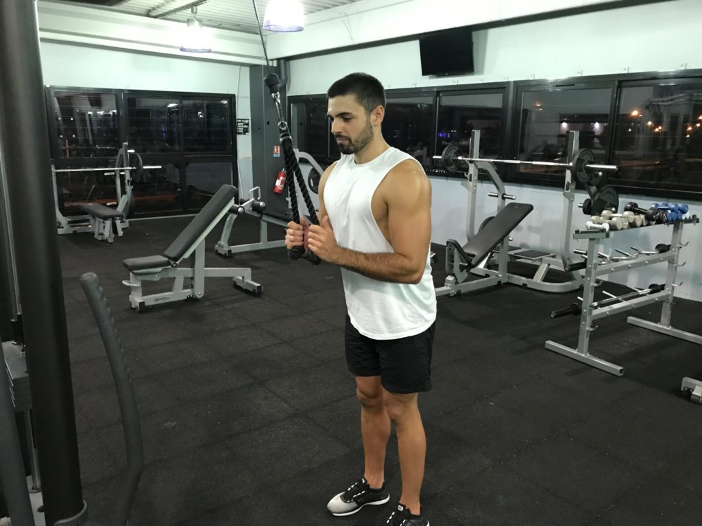 Extension-triceps-corde-1 | Natty Fitness